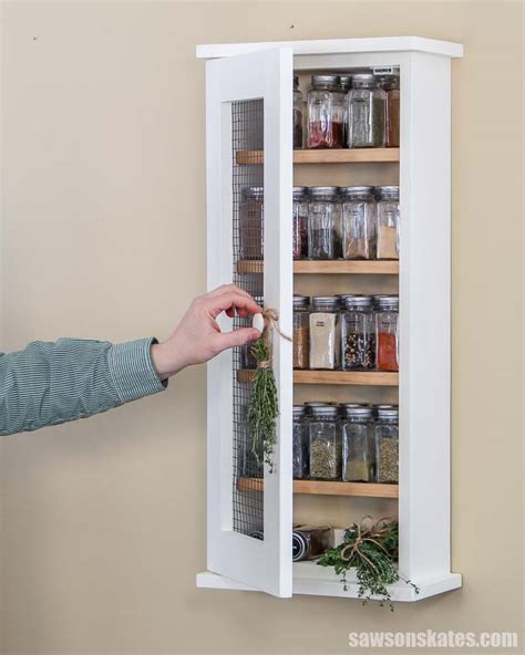Wall Mounted Diy Spice Rack Easy Rustic Saws On Skates®