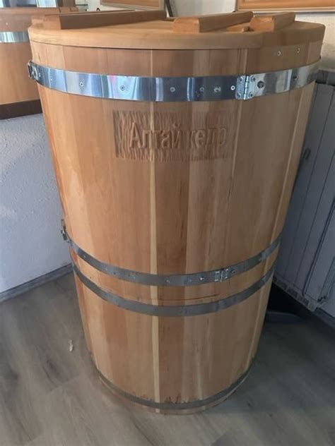 Fitobočka Ali Mini Savna V Obliki Sodčka Iz Lesa Sibirske Cedre