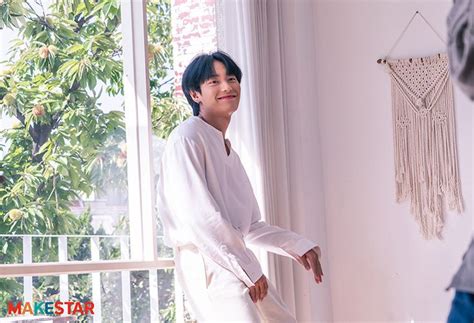 2020 Knk Seasons Greetings Heejun Coat Fashion Lab Coat