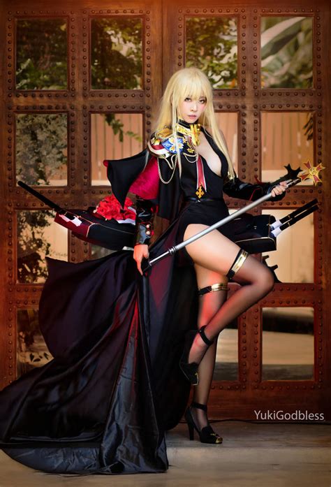 Bismarck Azur Lane Cosplay By Yukigodbless On Deviantart