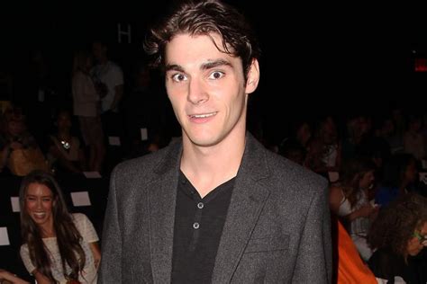 Rj Mitte Rj Mitte Screenrant
