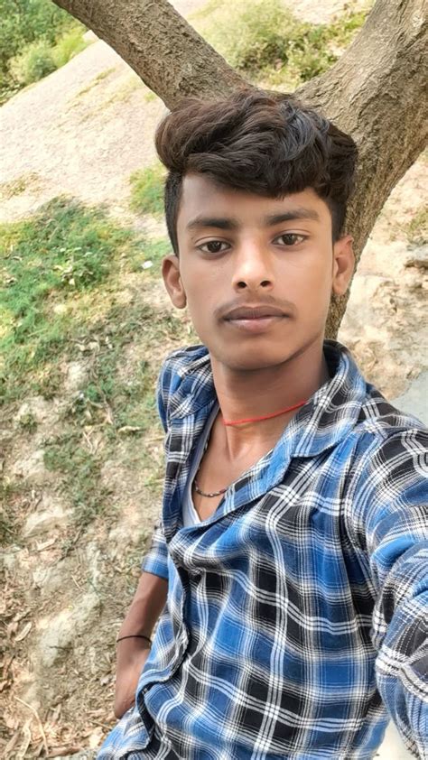 Pin By No On Indian Indian Face Indian Man Indian Teen