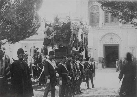 تشییع جنازه ناصرالدین شاه بعد از ترور توسط میرزای کرمانی طرفداری