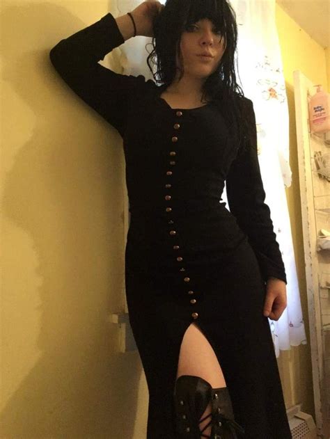 Pin By Garrett Betz On Cute Goth Girls Cute Goth Girl Goth Girls Cute Goth