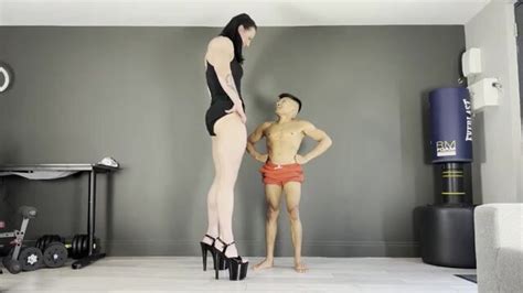 Tall Women Little Man