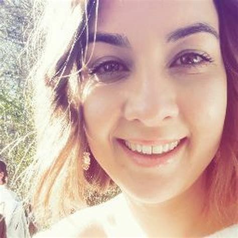 Lauren Conradie Youtube