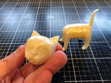 すでにネコ（モモ）っぽい！！ セロテープアート®日記