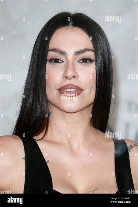 Cleo Pires Attends The World Premiere Of The Lord Of The Rings The