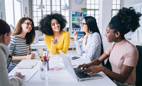 Building A World Class Creative Team Hellokindred Talent Recruiters