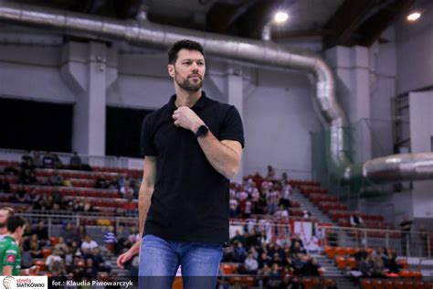 Sergiej Kapelus Staramy Się Iść Do Przodu