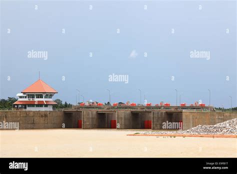 Reservoir And Dam Stock Photo Alamy