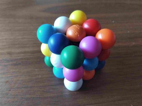 Molecube Nine Colour Cube Cest Un Blog