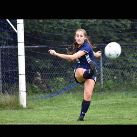 Chloe Binders Soccer Recruiting Profile