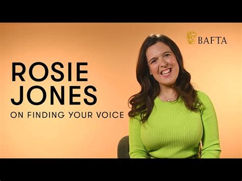 Rosie Jones Photo