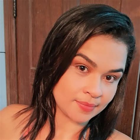 Taísa Silva Taisanara • Threads Say More