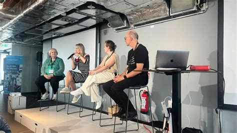 Paneldiscussion Agileworld Dr Karen Eilers