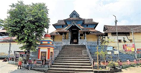 ഒരു പ്രളയം വന്ന് പുരാതന സംസ്കാരത്തിന്റെ അവശേഷിപ്പുകൾ പുറത്തെത്തിച്ചു