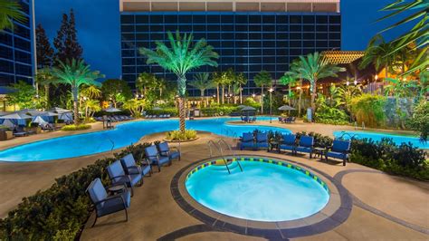 Disneyland Hotel In Anaheim Best Rates And Deals On Orbitz