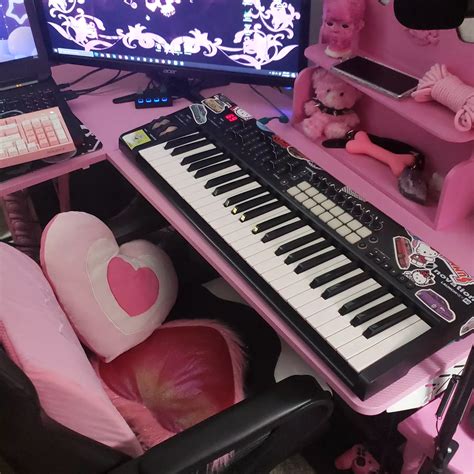 𝕯𝖔𝖑𝖑𝖎𝖊 𝕭𝖊𝖆𝖗 Dolliebearsynth • Instagram Photos And Videos