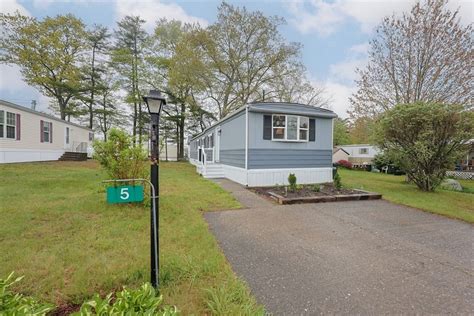 5 Debbie Ln Raynham Ma 02767