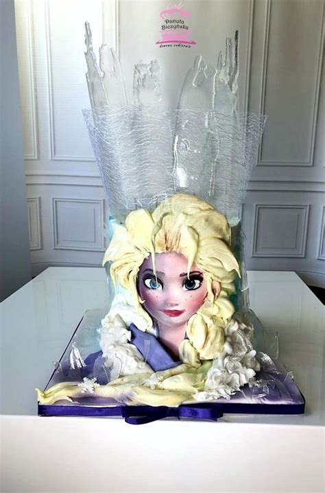 Elza Decorated Cake By Danadana2 Cakesdecor