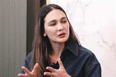 Pengakuan Luna Maya Soal Asmara Pernah Pacaran 3 Tahun Dengan Bule Dan Putus 4 Bulan Lalu
