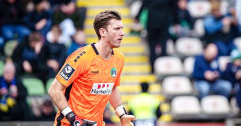 Absoluter Teamplayer Hansa Nimmt Torwart Klewin Unter Vertrag