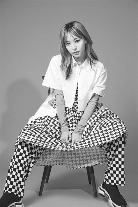 Lisa「lander」インタビュー｜変わってしまった世界の中でたどり着いた新しい惑星で 音楽ナタリー 特集・インタビュー