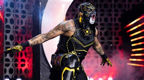 Penta El Zero Miedos Aew Contract Reportedly Expiring Amidst Interest From Wwe