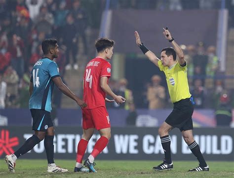 Đt Việt Nam đấu Singapore Ngỡ Ngàng 3 Tình Huống Var Penalty Xác đáng