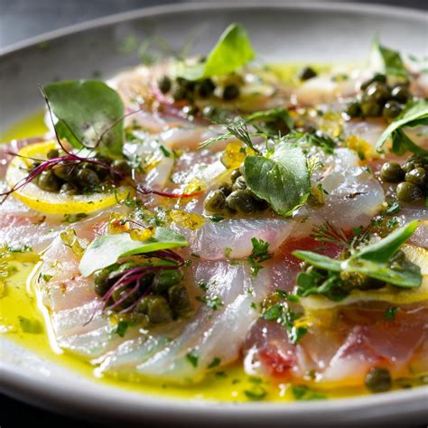 Pesce Crudo Con Erbe Fresche Scopri La Ricetta Perfetta Vihaad Recipes