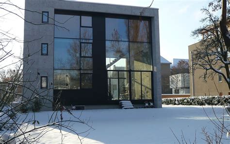 Insulating Cement Buildings