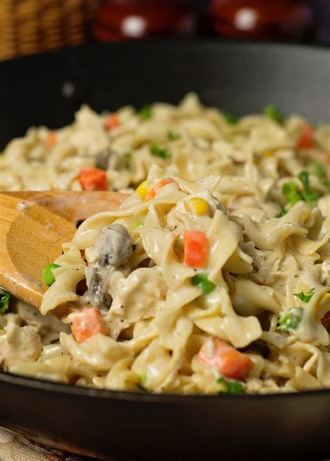 Creamy Chicken Noodle Skillet Recipe Chicken Dishes Recipes Chicken