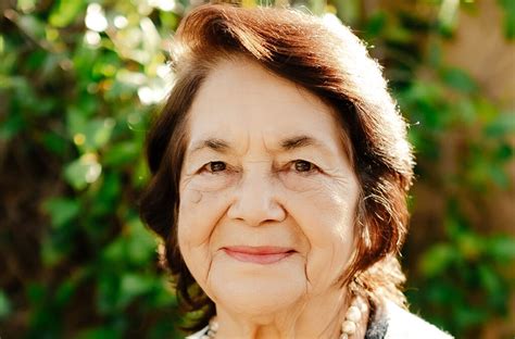 Dolores Huerta Dolores Huerta To Give Voices Of Color Lecture News
