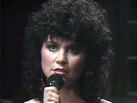 Linda Ronstadt 1983 Eighties Permed Hairstyle 80s Big Pe