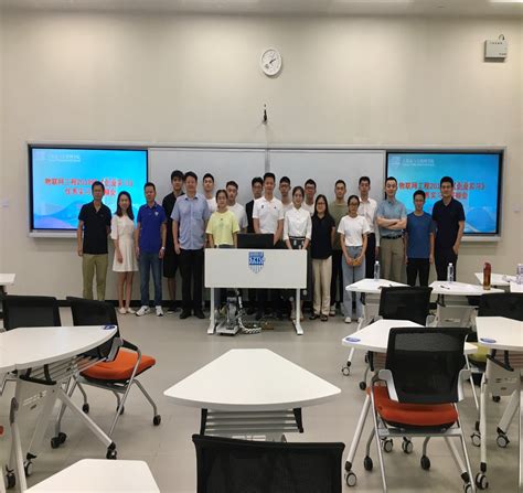 大数据与互联网学院物联网工程专业 级优秀实习生答辩会顺利举行 大数据与互联网学院