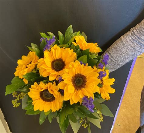 Flower Chix Flower Calgary Weddinghero Ca