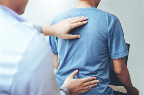 Thoracic Herniated Disc Thoracic Herniated Discs And Their Symptoms