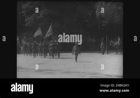 1918 Us Troops Parade And Captured German Artillery From An Area