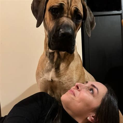 Sara Batani Sara Batani • Threads Say More