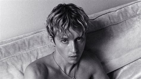 Troye Sivan Something To Give Each Other Review A Feverish Breakup