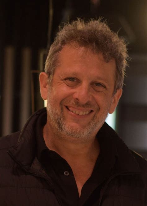 Marcos Gorban Rose Dor Latinos