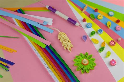 Premium Photo Table With Colored Paper For Twisting Ribbons Into