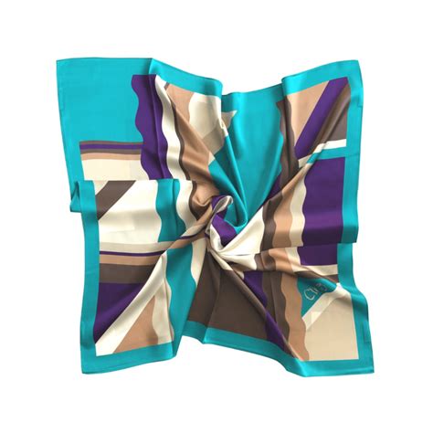 The Sofia Scarf Universal