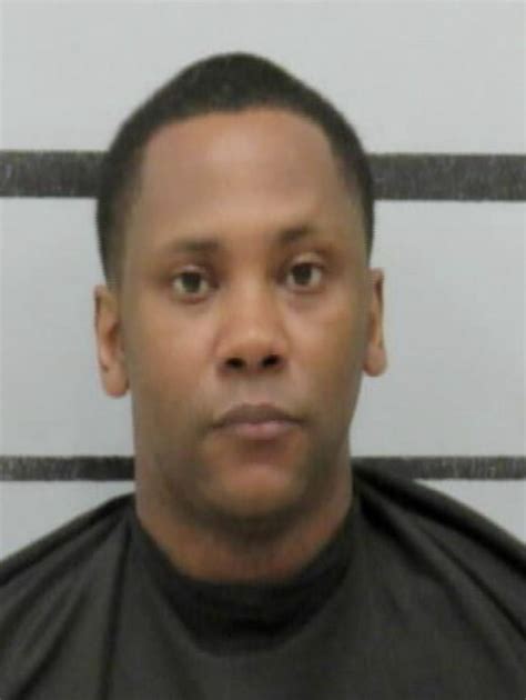 Lubbock Mckinzie Jerris 11042025 Age 35 Height 5 Ft 8 In Weight