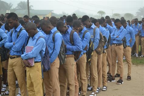 Sos4 Visit To Unity School Agbarho—the Challenges Of The Education Sector Dr Apokis Blog