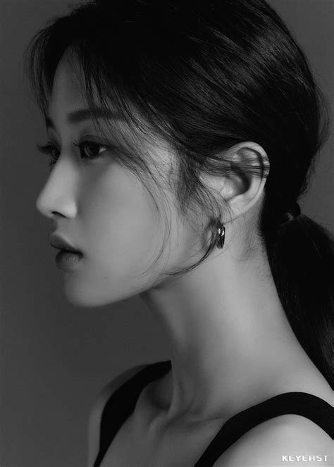 문가영 우아섹시 새 프로필 공개