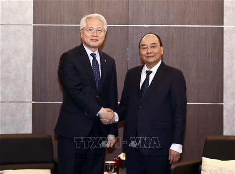 President Calls For Stronger Investment From Rok Enterprises Vna