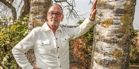 Travestie In Isselburg Rainer Kummer Tritt Als Michelle Charell Auf