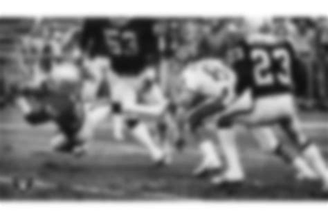 Remembering Raiders Legend Mike Davis